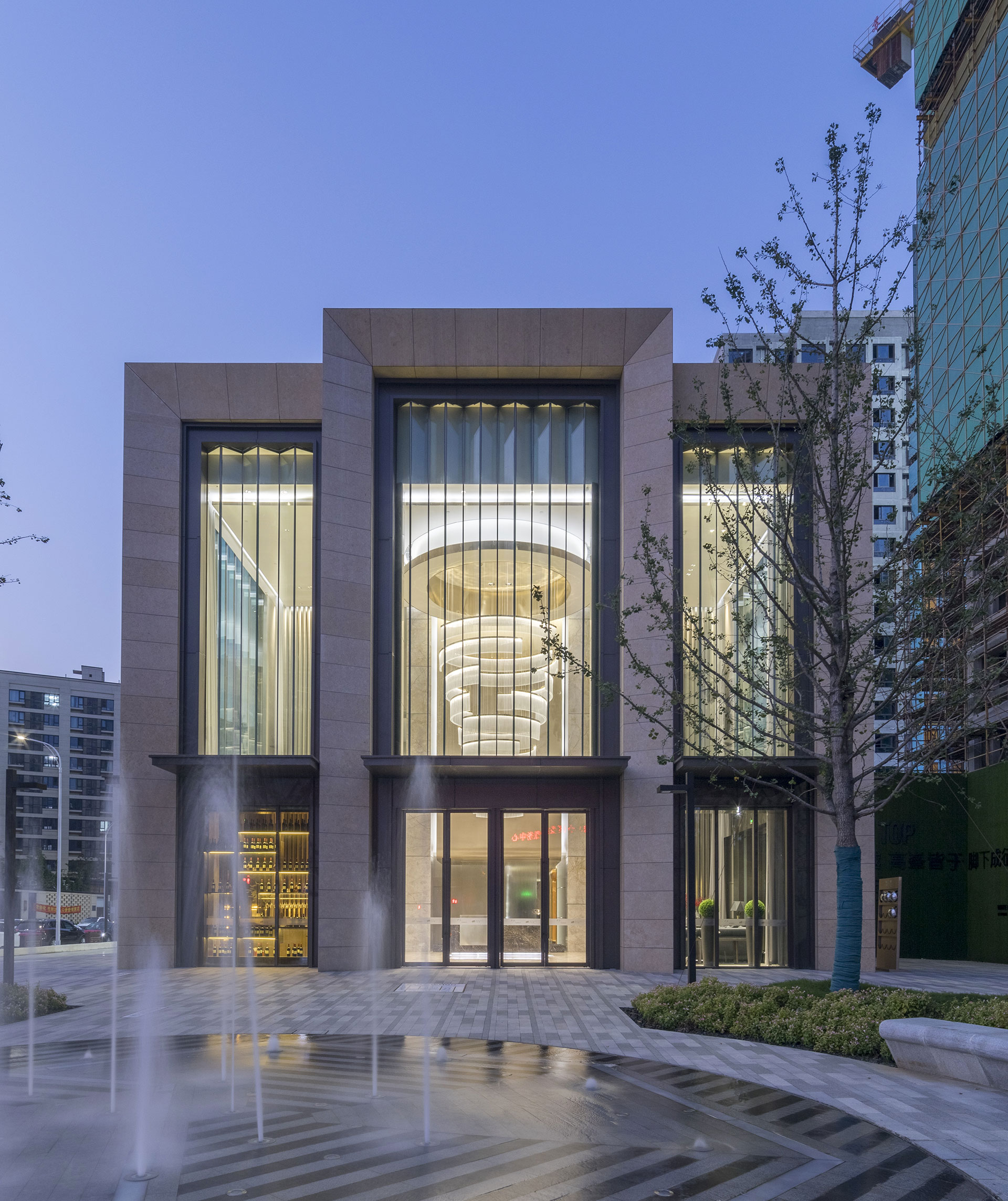 Authentic Natural Stone | The energy of material contrast